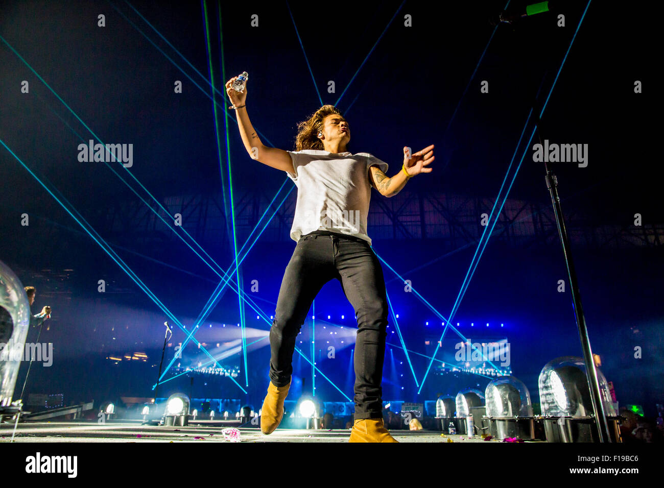 Detroit, Michigan, USA. 29th Aug, 2015. HARRY STYLES of ONE DIRECTION ...