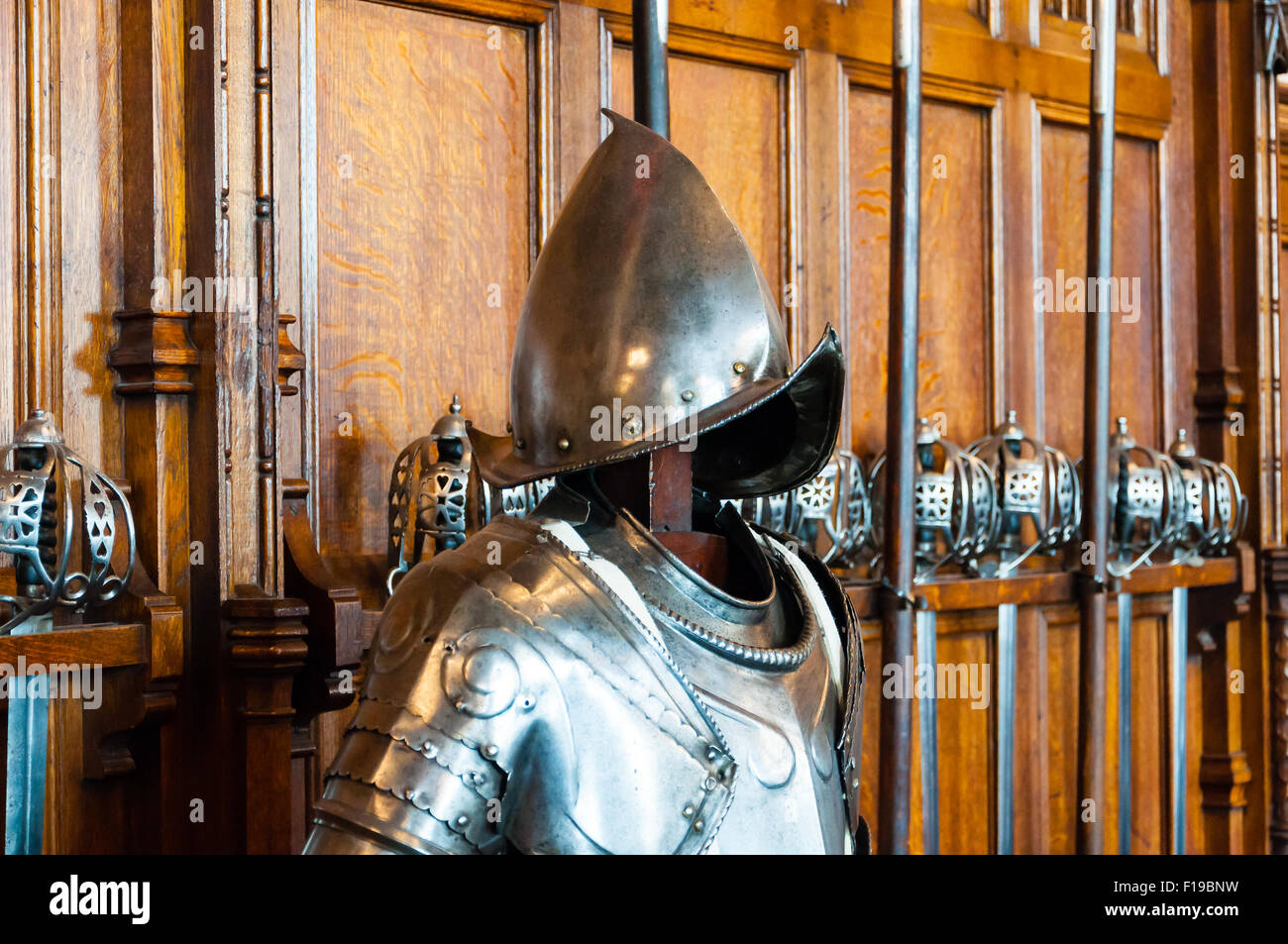 Medieval armor hi-res stock photography and images - Alamy