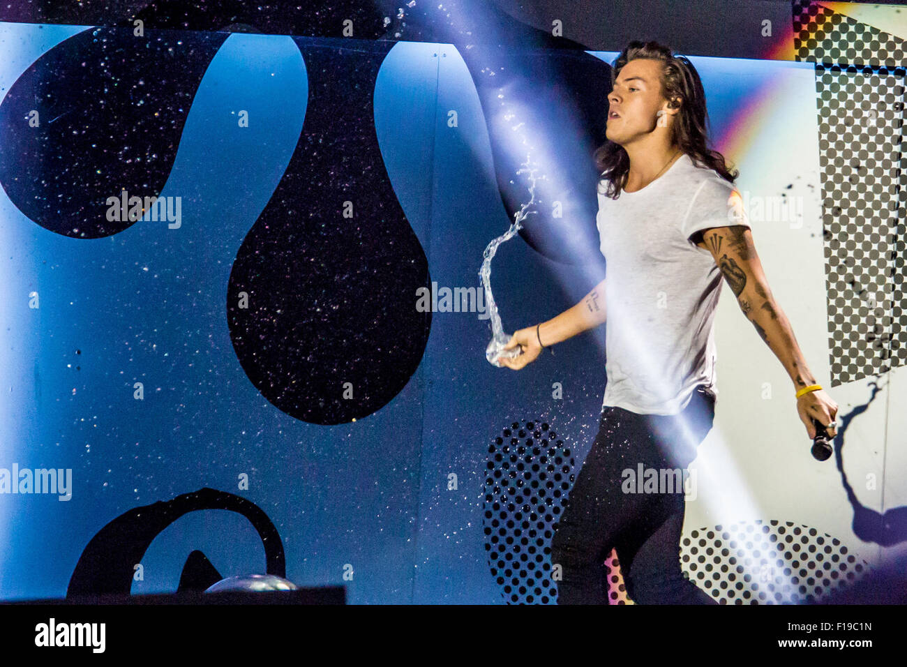 Detroit, Michigan, USA. 29th Aug, 2015. HARRY STYLES of ONE DIRECTION ...