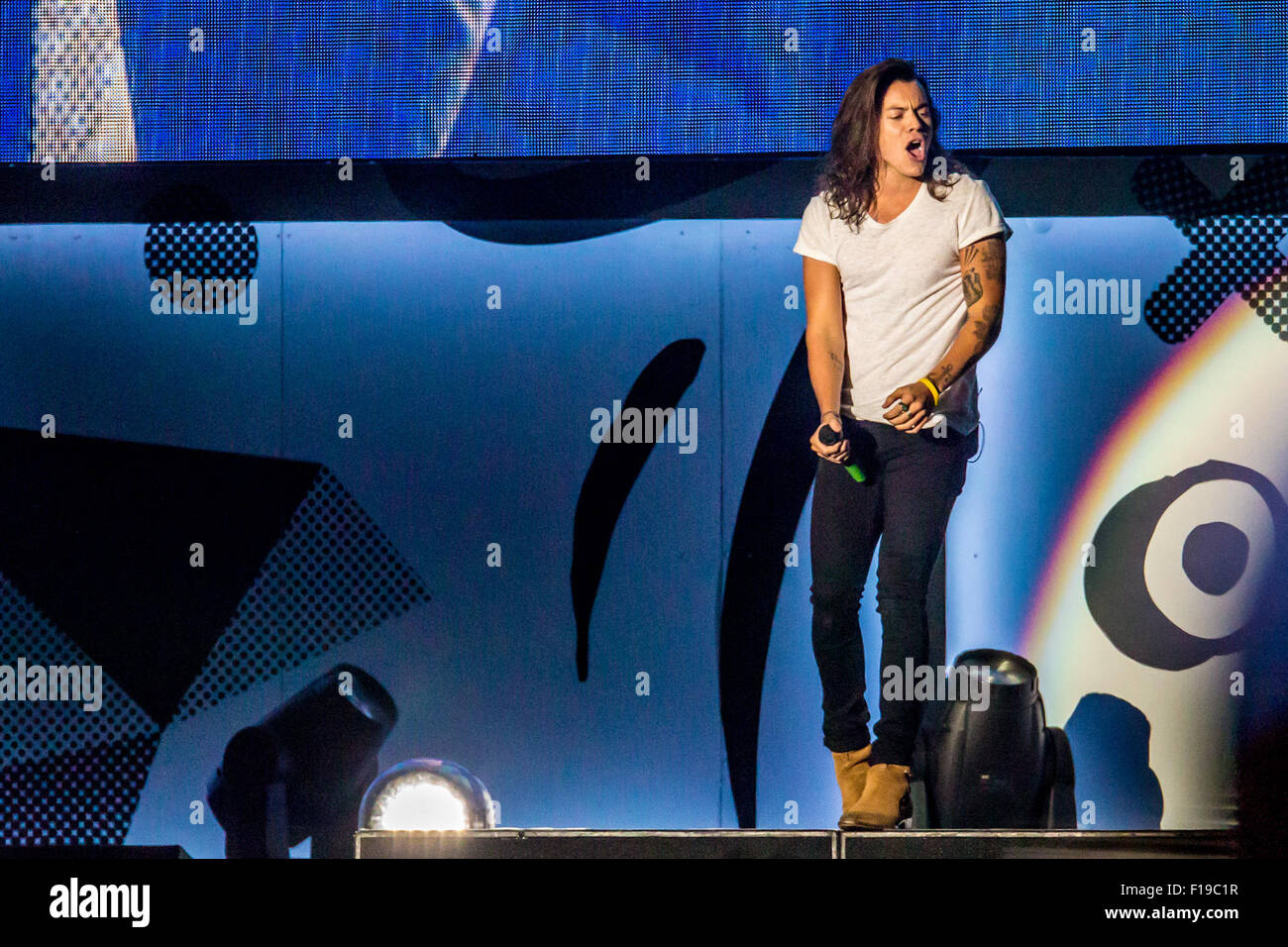Detroit, Michigan, USA. 29th Aug, 2015. HARRY STYLES of ONE DIRECTION ...