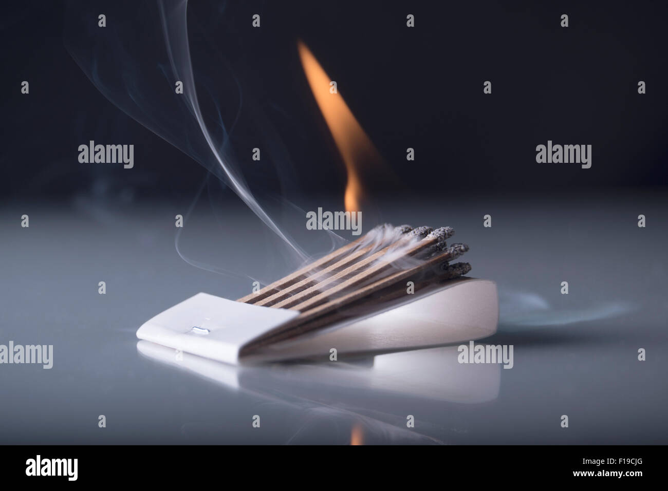 Matchbook hi-res stock photography and images - Alamy