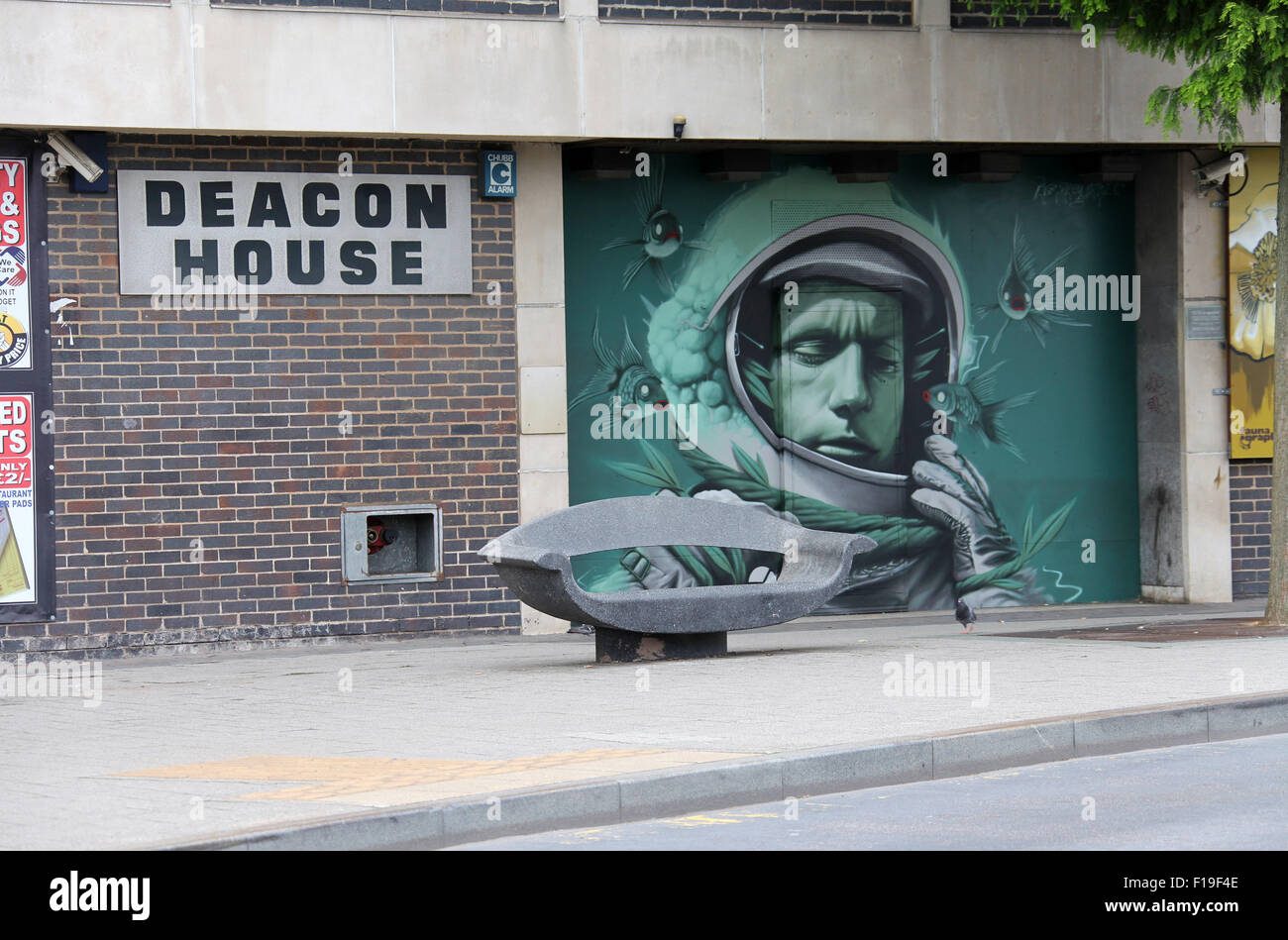 Painted mural on Deacon House in Sheffield Stock Photo - Alamy