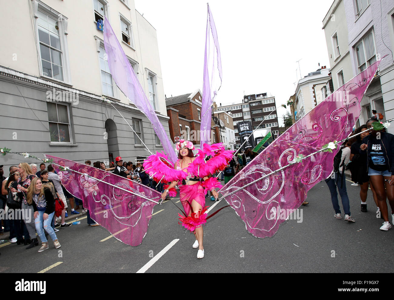 London, Britain. 30th Aug, 2015. Dancers parade at Notting Hill ...