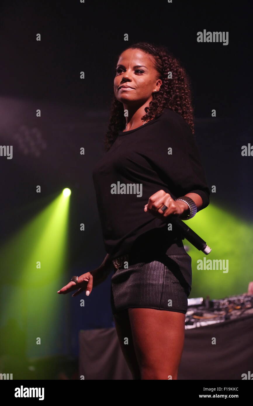 Ms dynamite performs on stage hi-res stock photography and images - Alamy