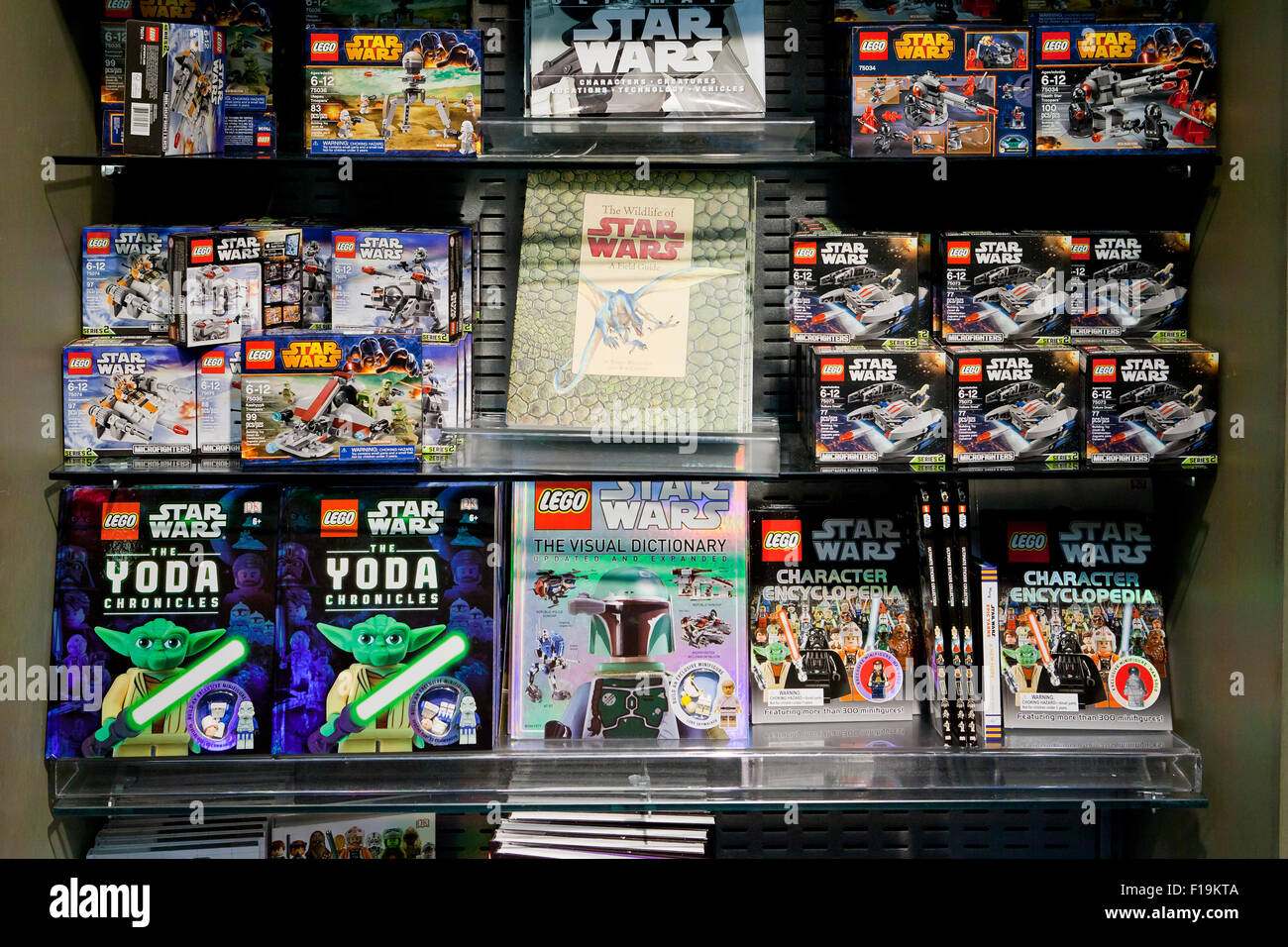 Star wars book hi-res stock photography and images - Alamy