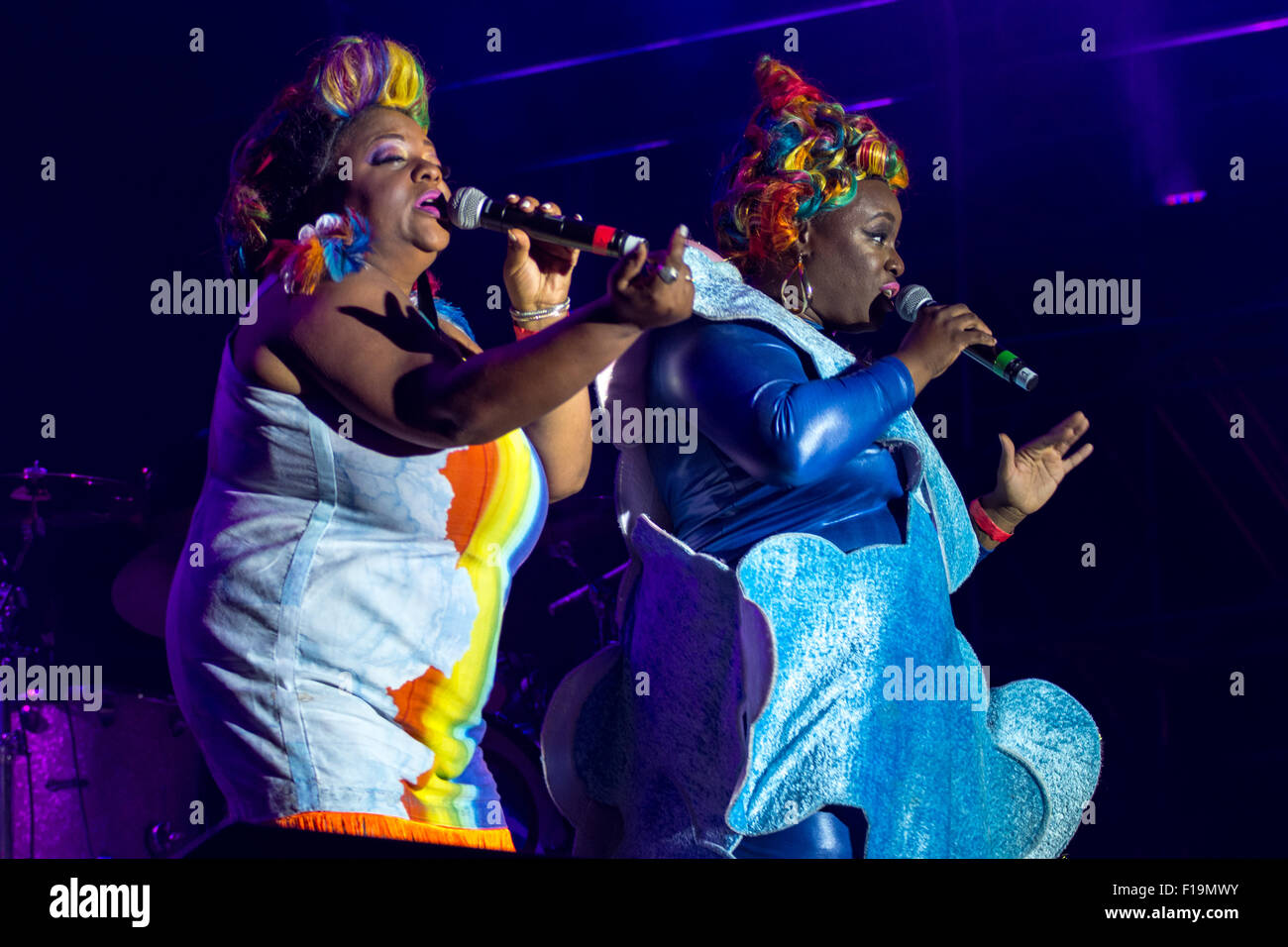 Basement jaxx band hi-res stock photography and images - Alamy