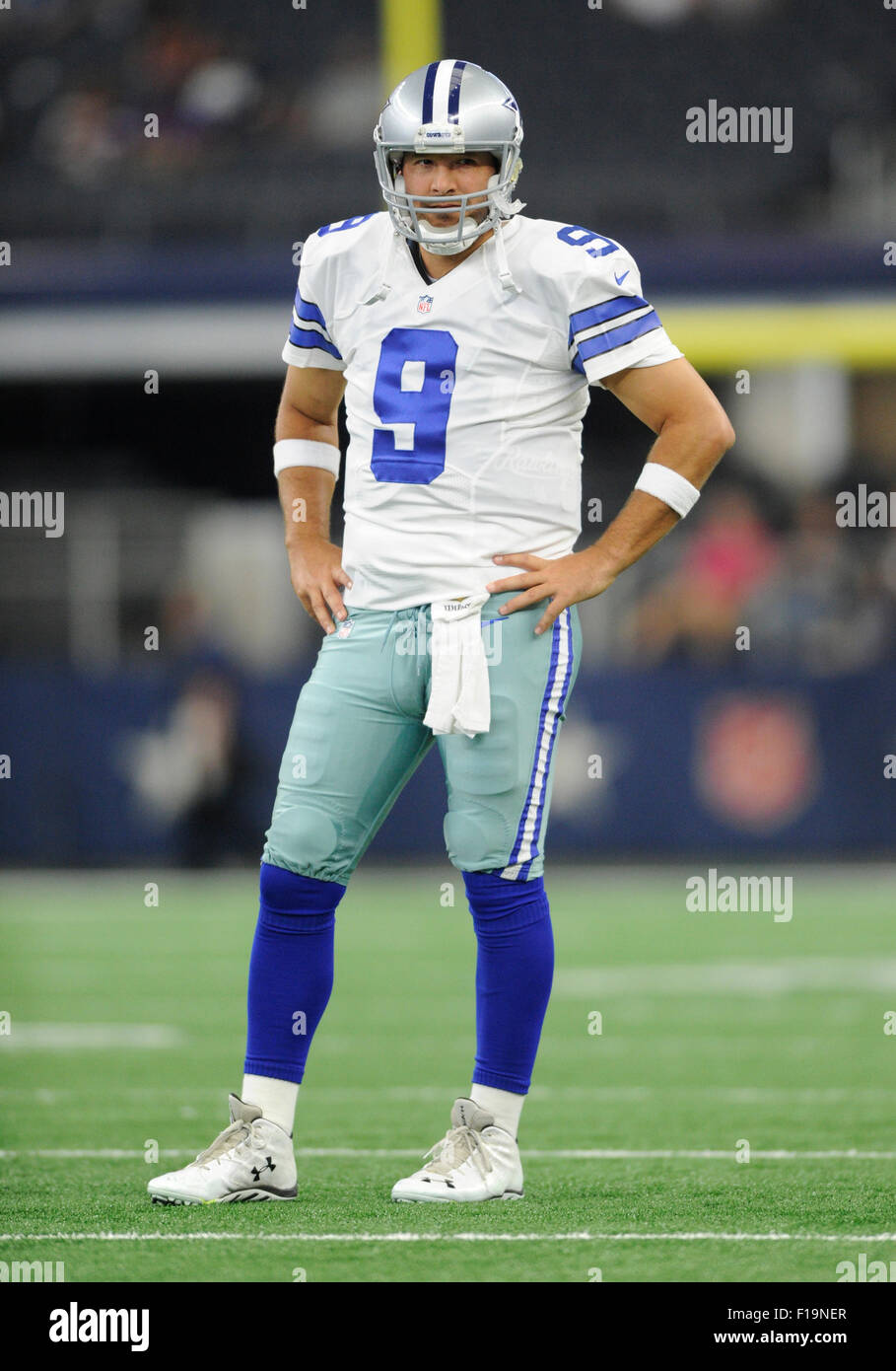 Aug 29, 2015: Dallas Cowboys quarterback Tony Romo #9 passed for 88 ...