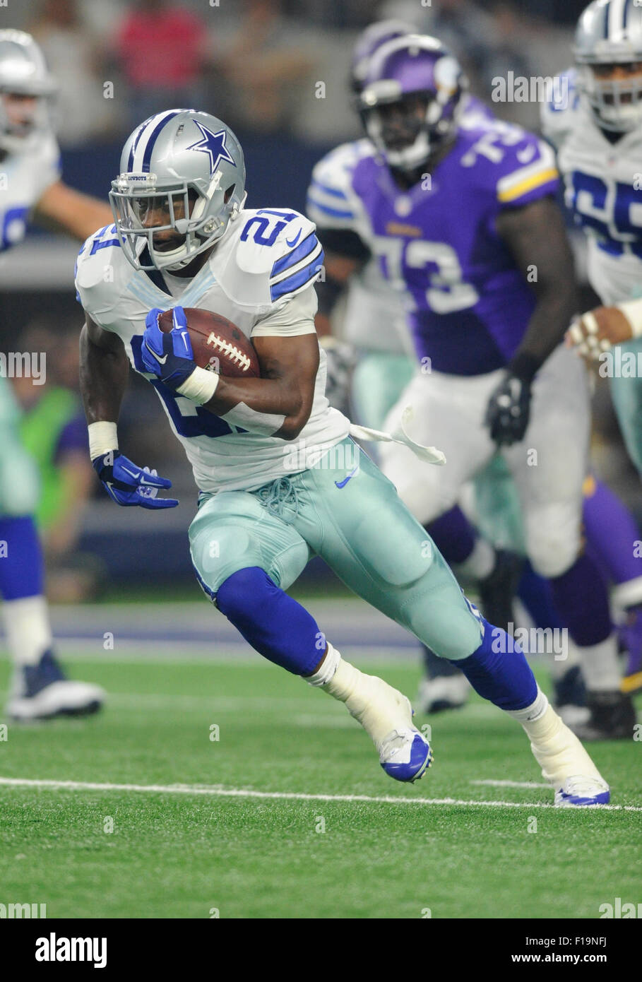 Aug 29, 2015: Dallas Cowboys running back Joseph Randle #21 during an ...