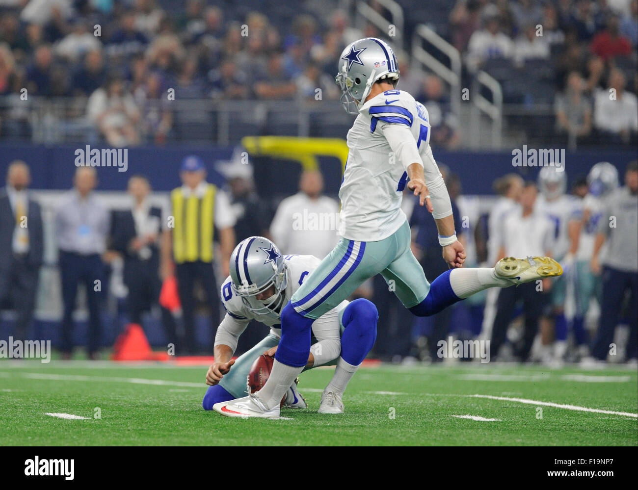Aug 29, 2015: Dallas Cowboys kicker Dan Bailey #5 during an NFL ...