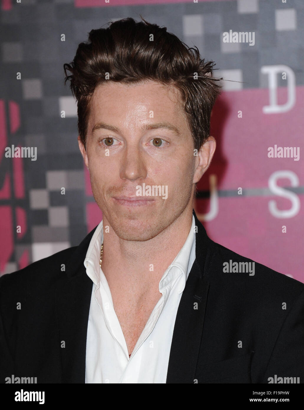 Los Angeles, California, USA. 30th Aug, 2015. Shawn white attends the ...