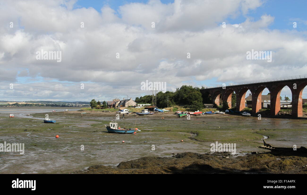 Montrose basin hi-res stock photography and images - Alamy