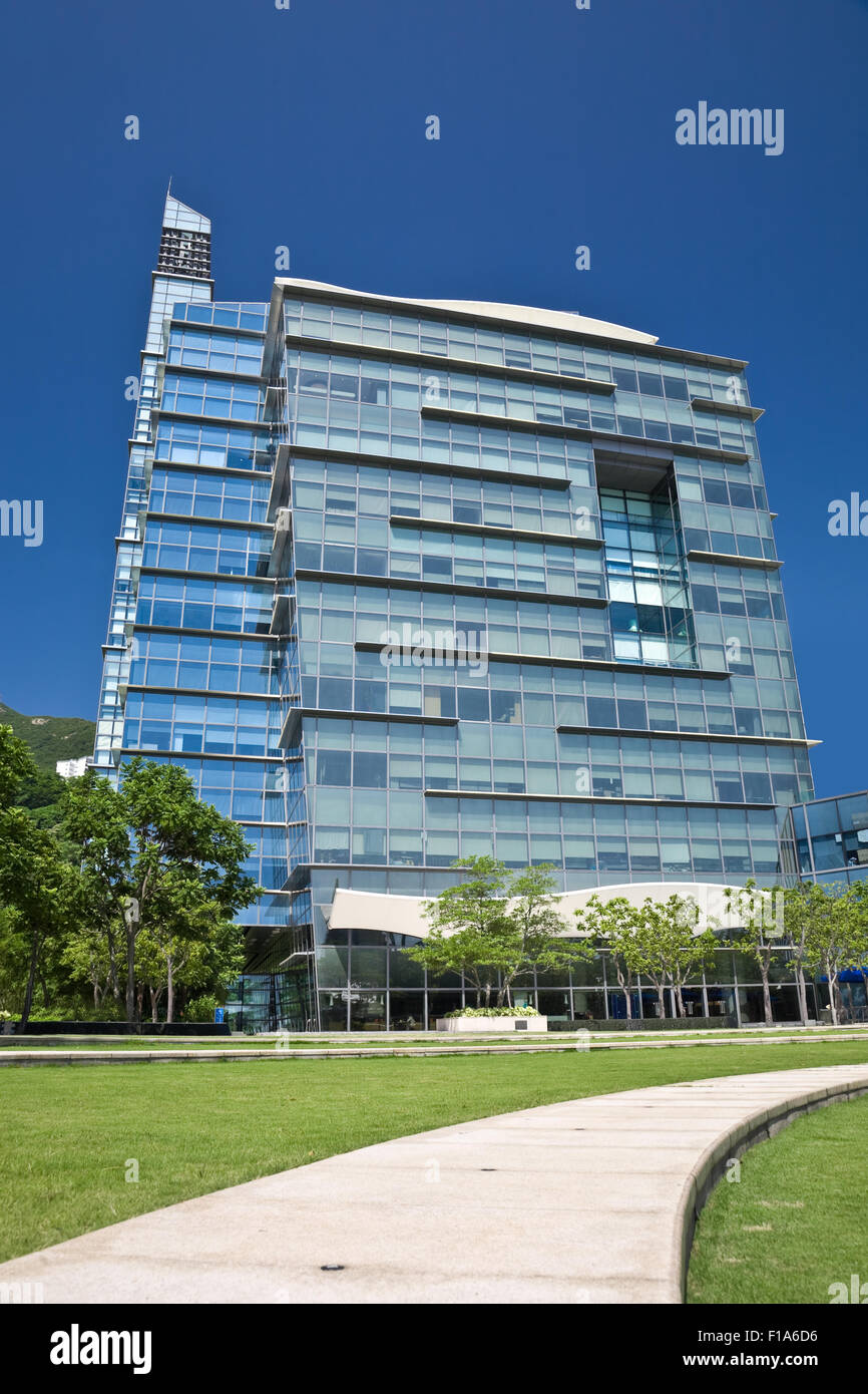 Modern office building Stock Photo - Alamy