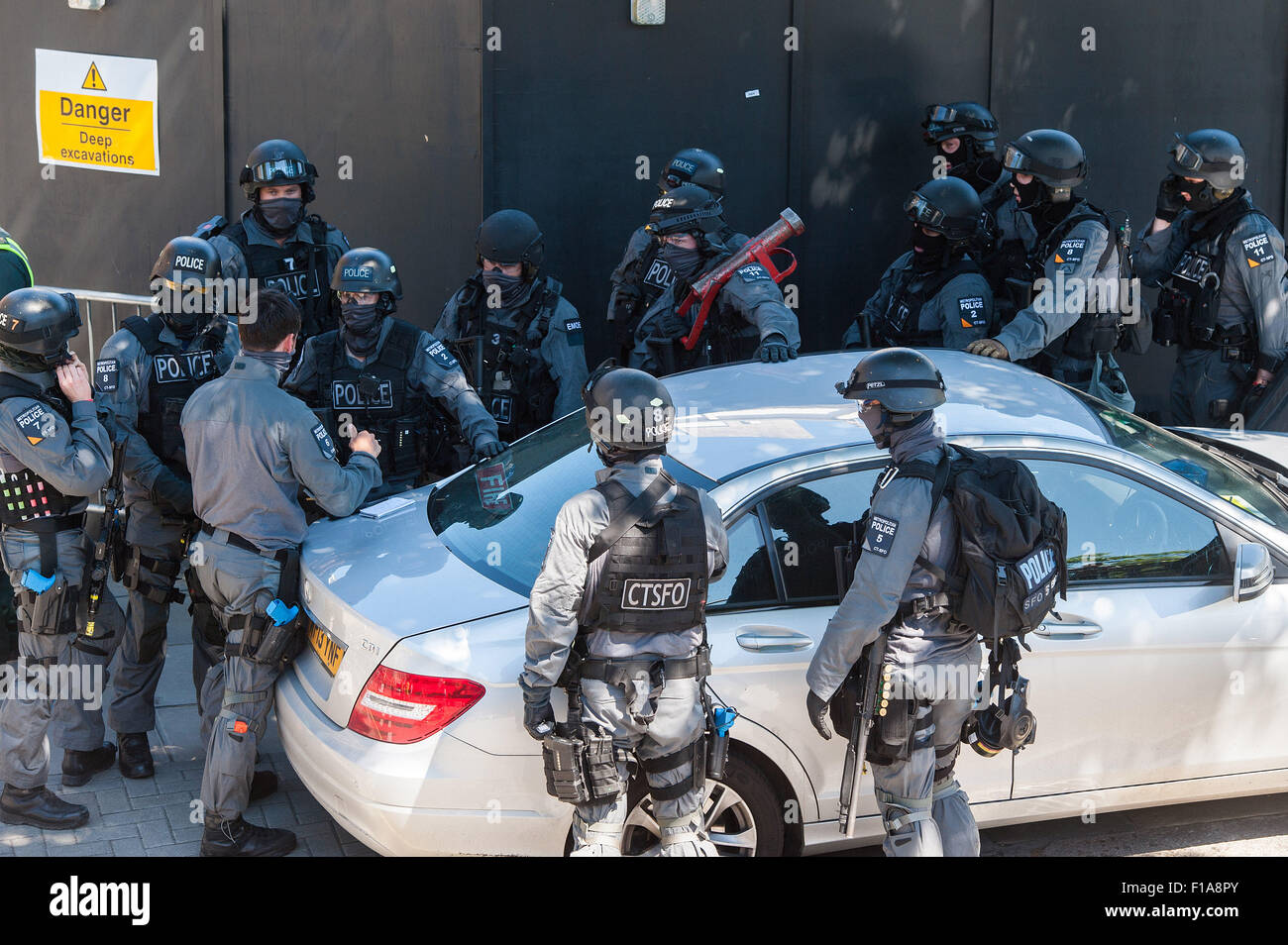 Emergency services take part in the 'Strong Tower' Exercise at the ...