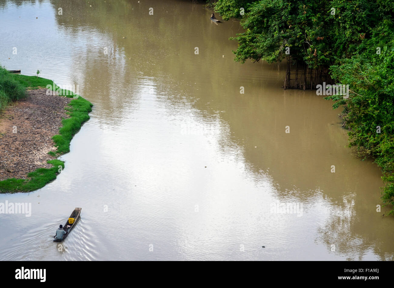 Man In Pirogue High Resolution Stock Photography and Images - Alamy