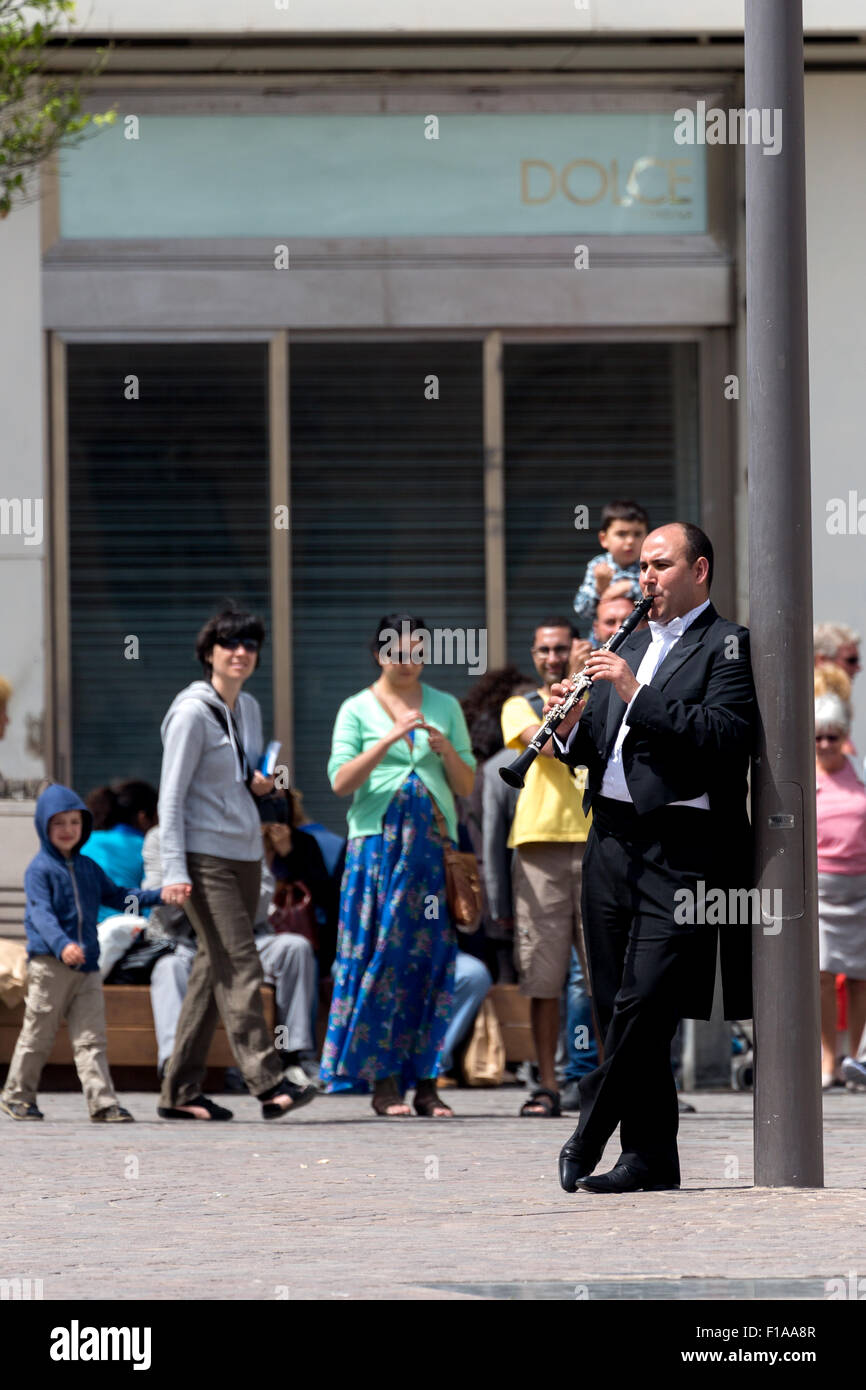 Impromptu show hi-res stock photography and images - Alamy