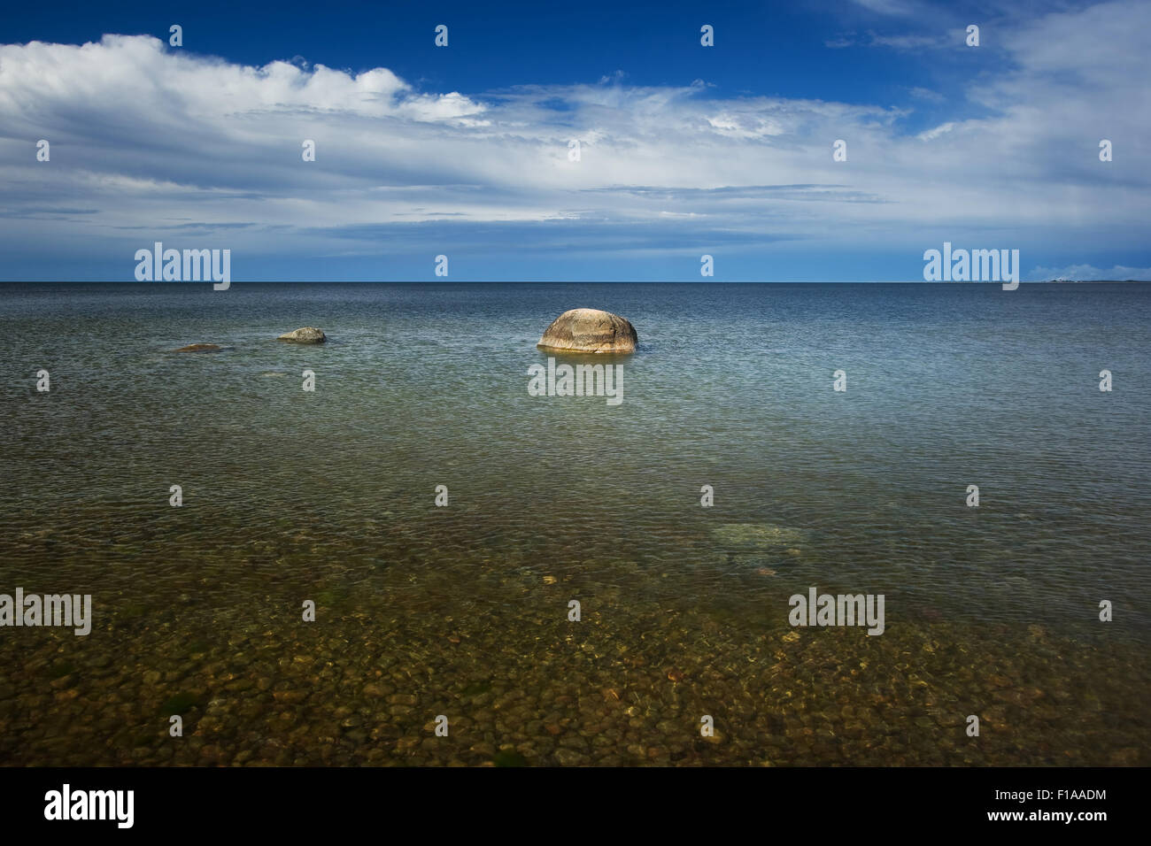 Atlantic alone hi-res stock photography and images - Alamy