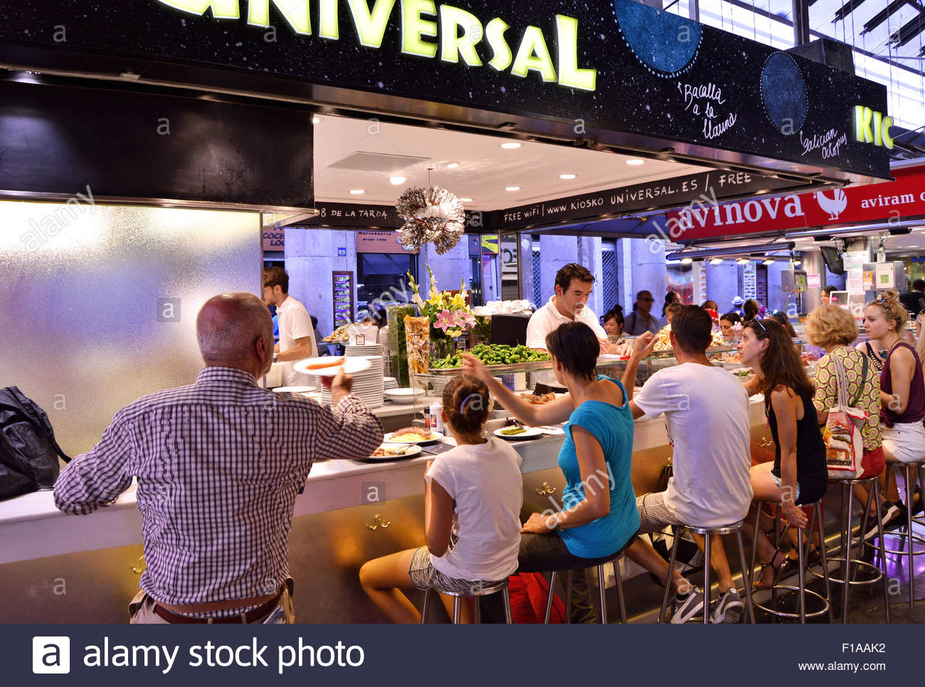 Customers Bar High Resolution Stock Photography and Images - Alamy