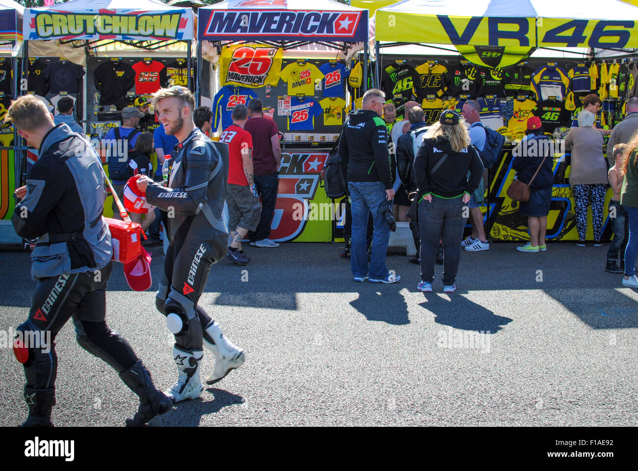 Motor racing race fans Stock Photo - Alamy