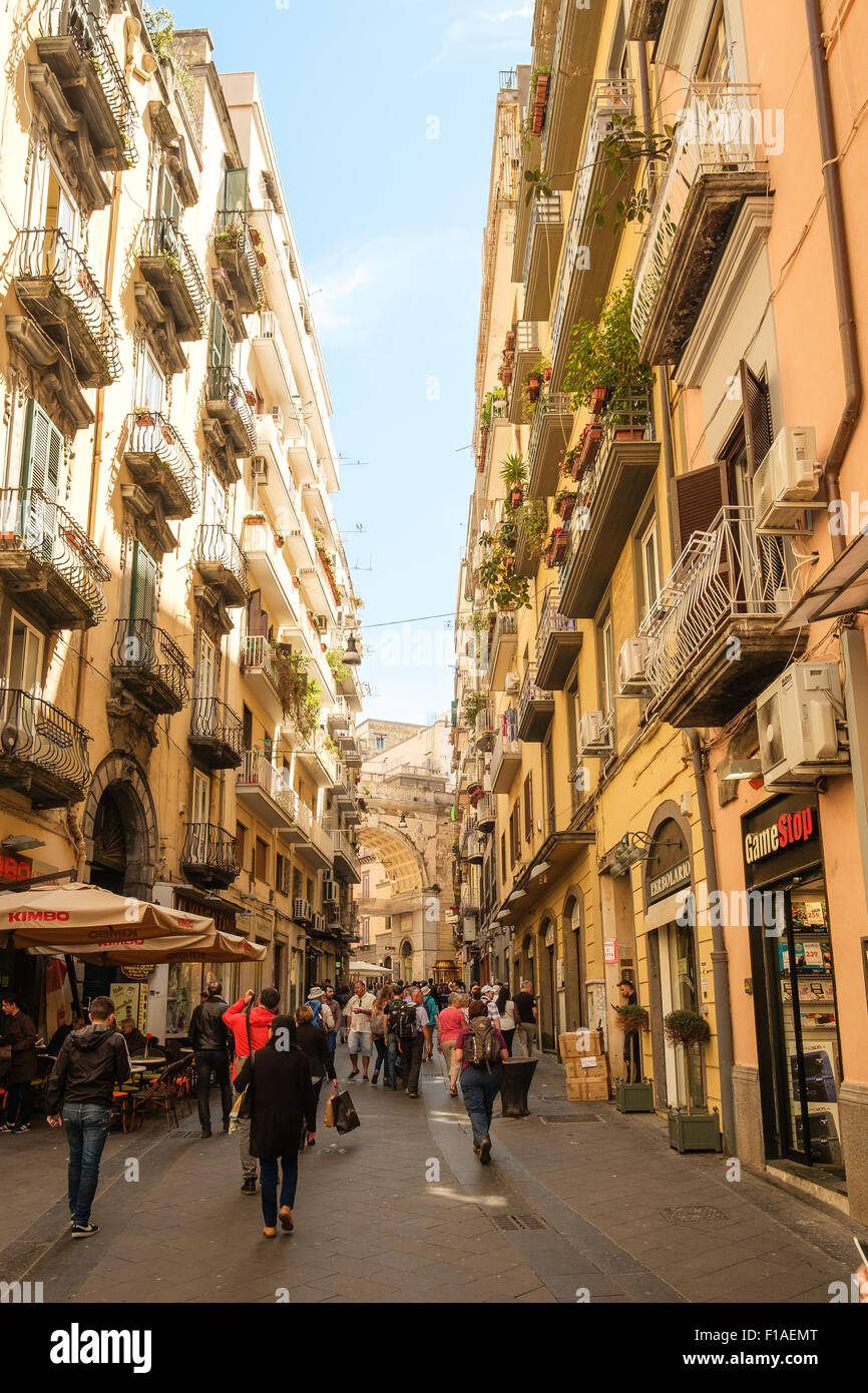 Naples street hi-res stock photography and images - Alamy