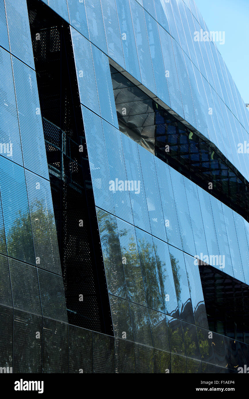 Graphene research building hi-res stock photography and images - Alamy