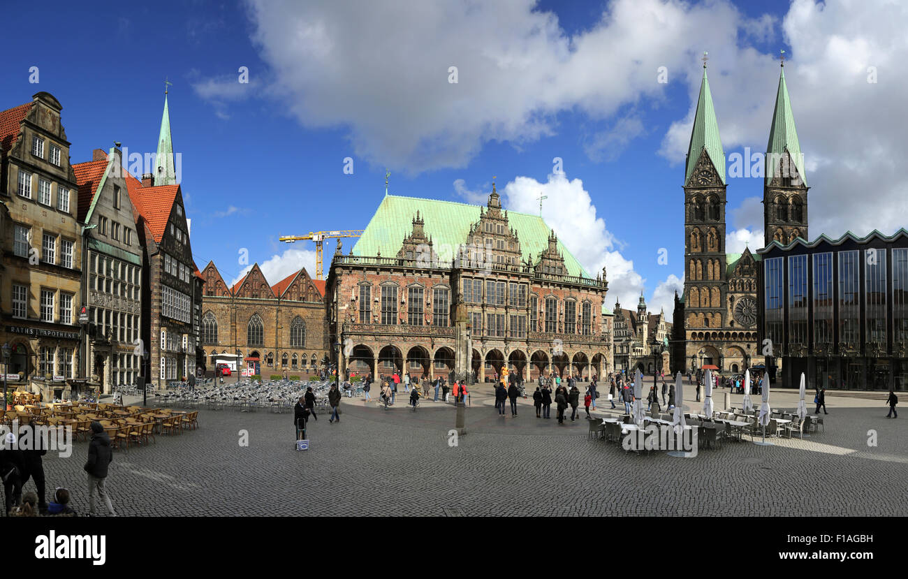 Bremen, Germany, overlooking the market square Stock Photo - Alamy