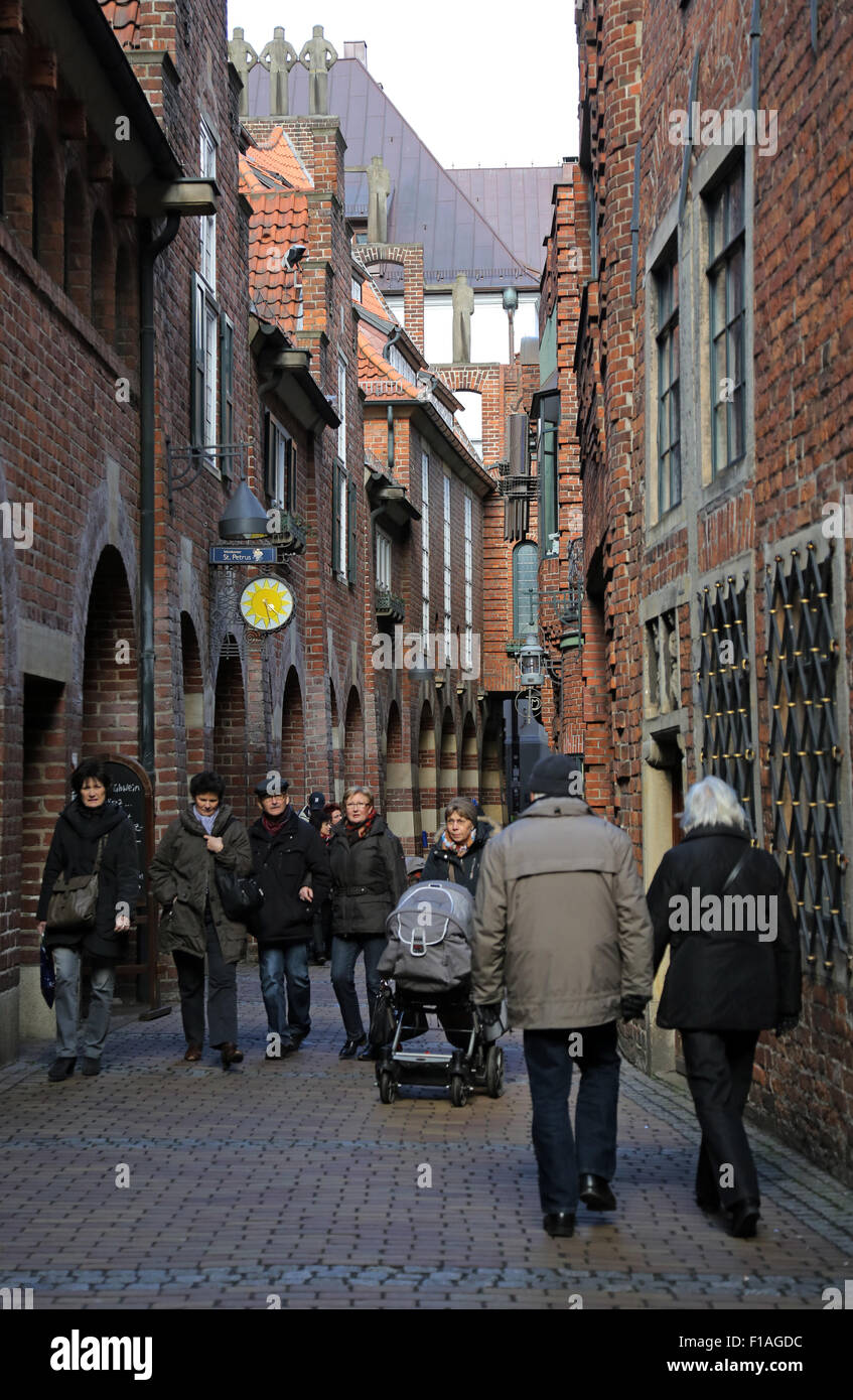 Bremen, Germany, people in the Boettcherstrasse Stock Photo - Alamy