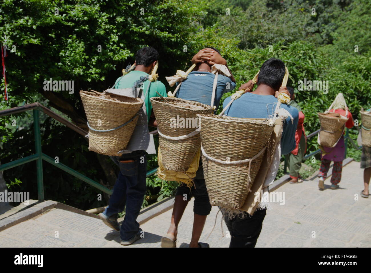 Nepalese workers hi-res stock photography and images - Alamy