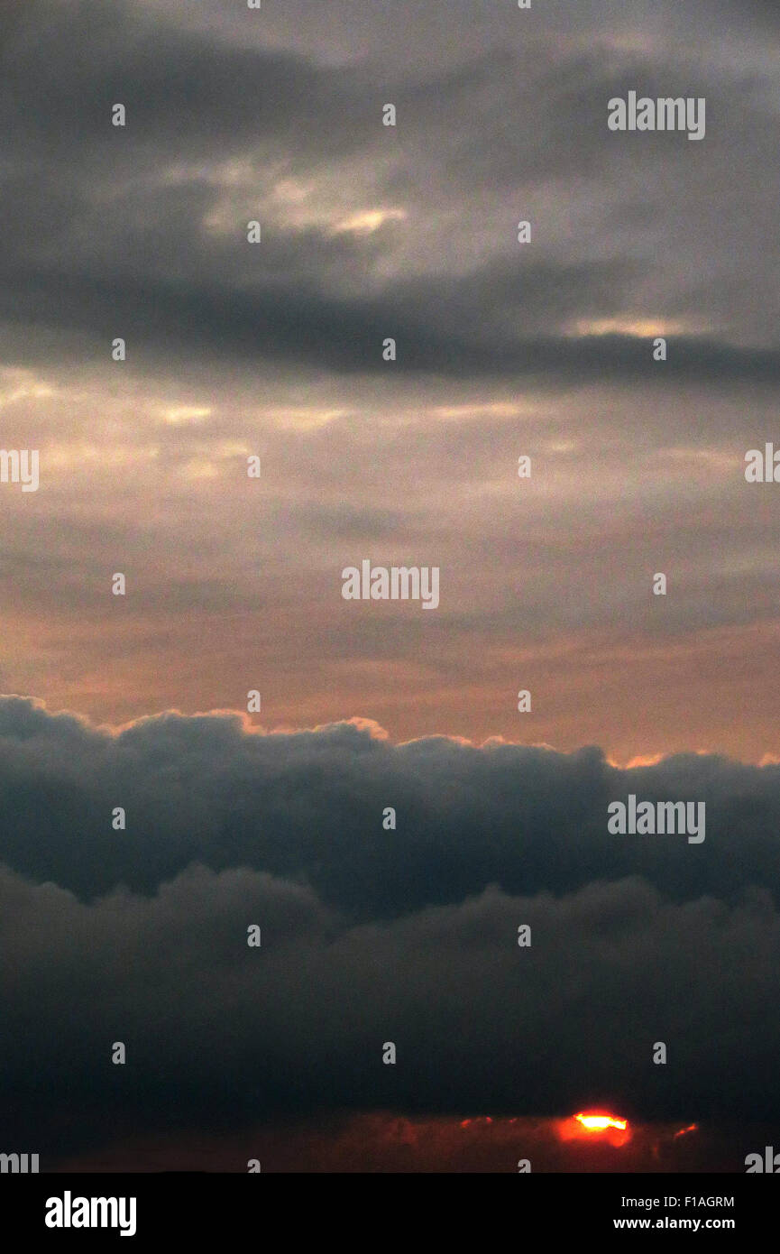 Cumulus stratus clouds hi-res stock photography and images - Alamy