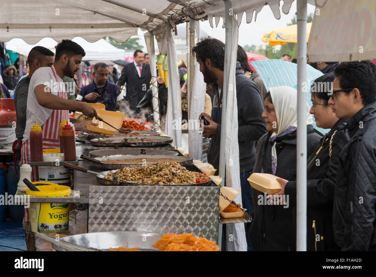 Newcastle people hi-res stock photography and images - Alamy