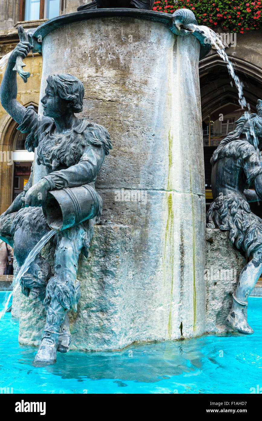Fish fountain in front hi-res stock photography and images - Alamy