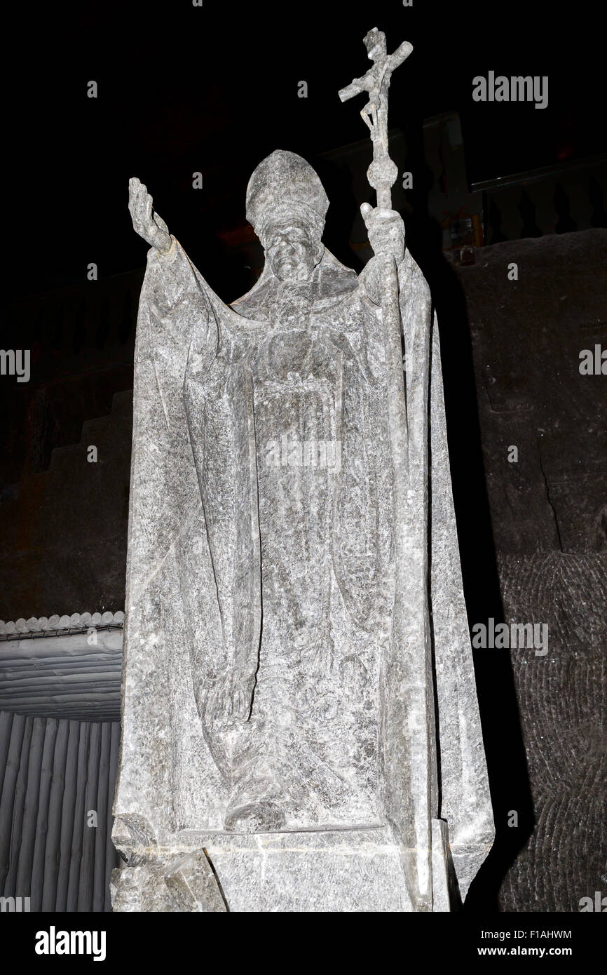 Salt statue of Pope John Paul II, St Kinga's Chapel, Wieliczka Salt ...