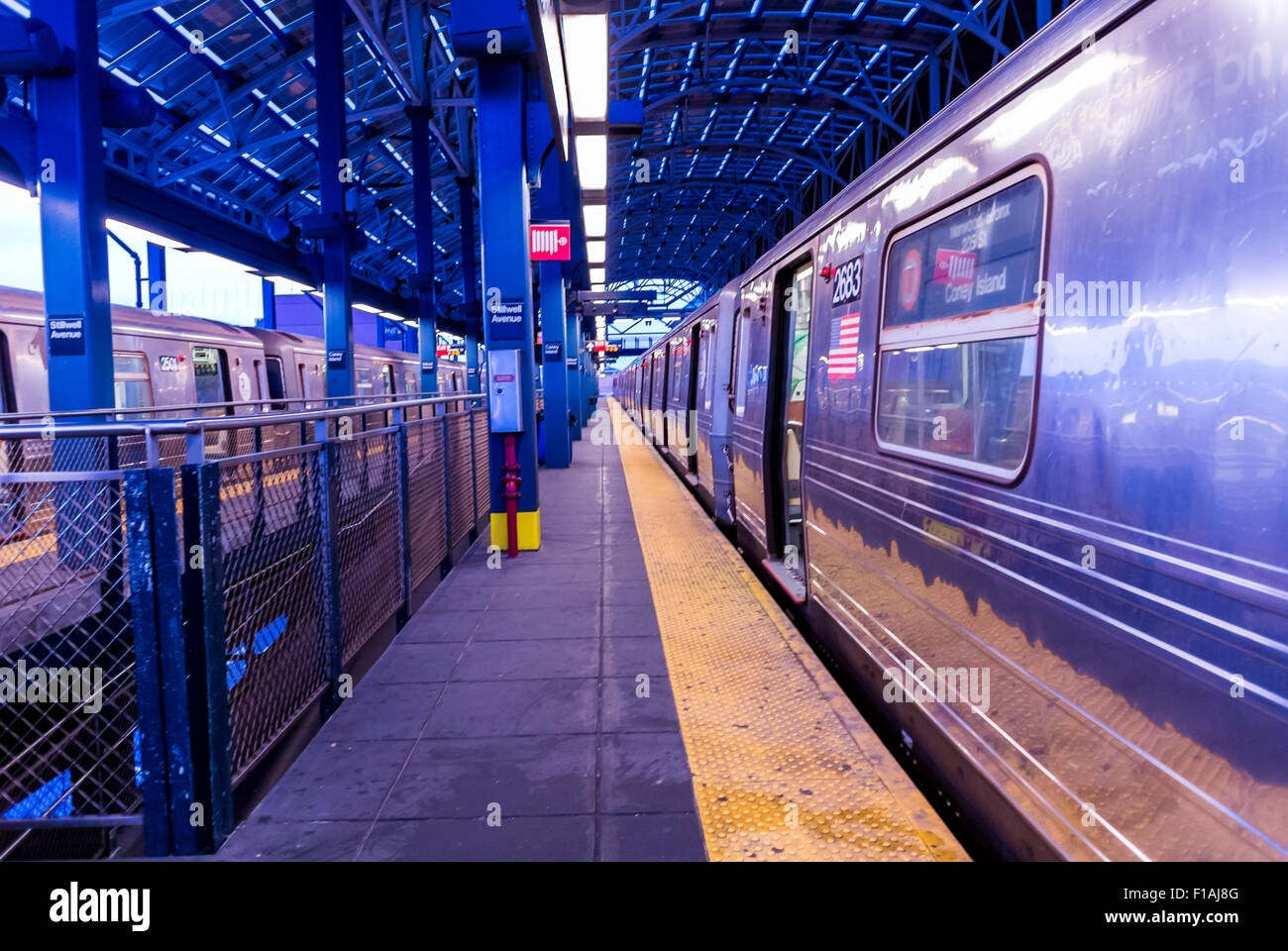 Old brooklyn subway station brooklyn hi-res stock photography and ...