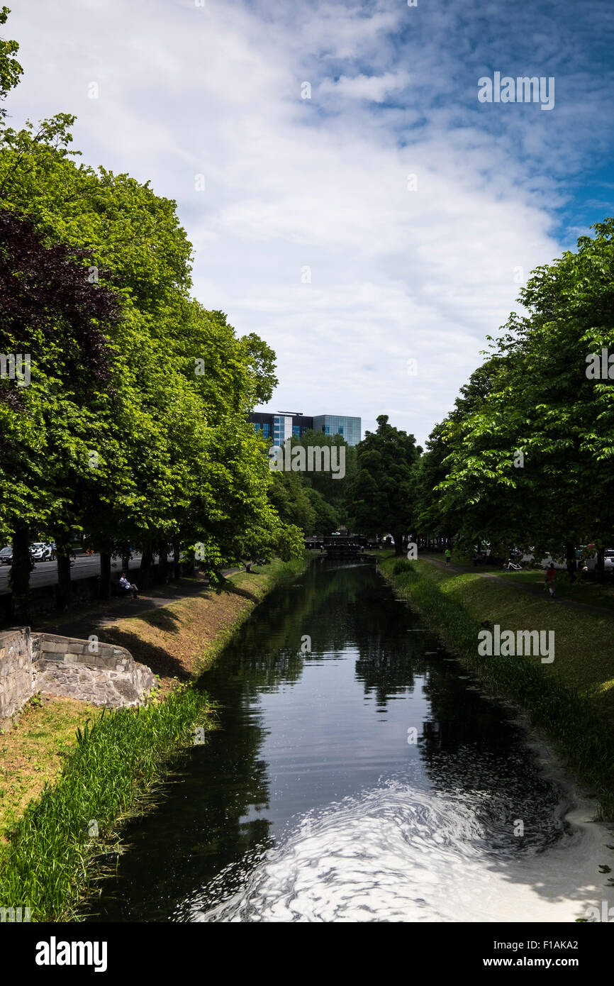 Mount street bridge on the Grand Canal, Dublin. Scene of fierce ...