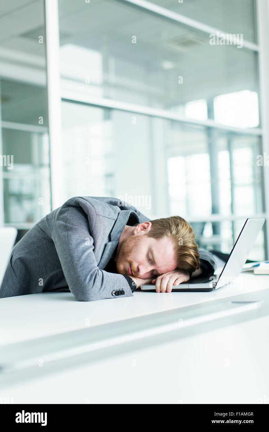 Man sleeping keyboard in computer hi-res stock photography and images ...
