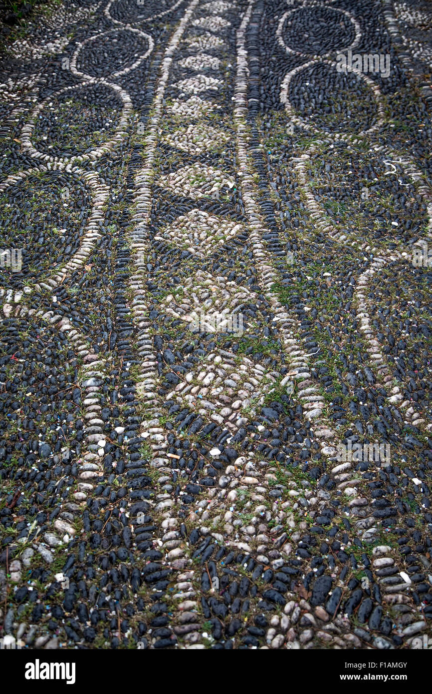 Mosaic pavement design hi-res stock photography and images - Alamy