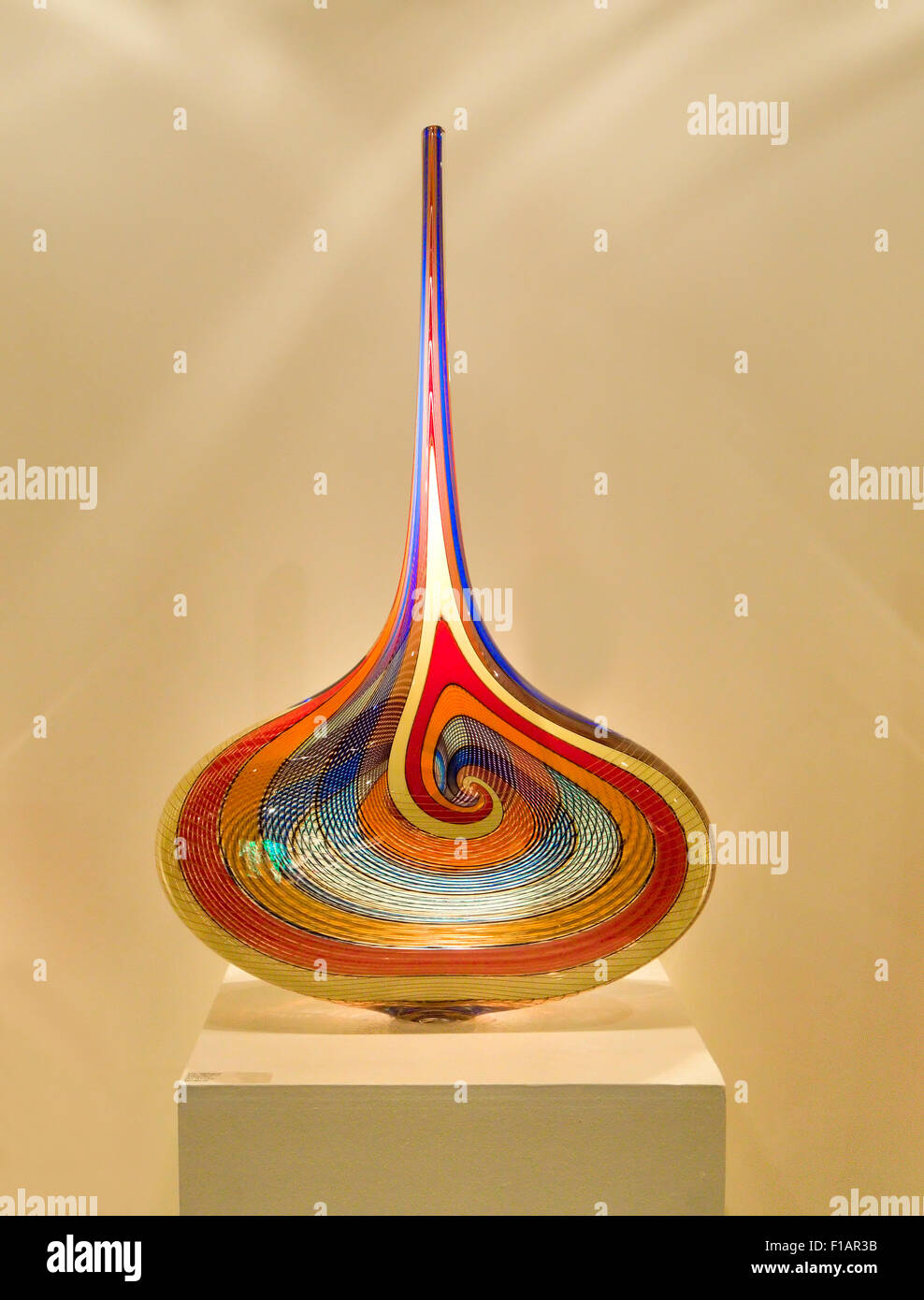Glass art sculpture by Lino Tagliapietra Stock Photo - Alamy