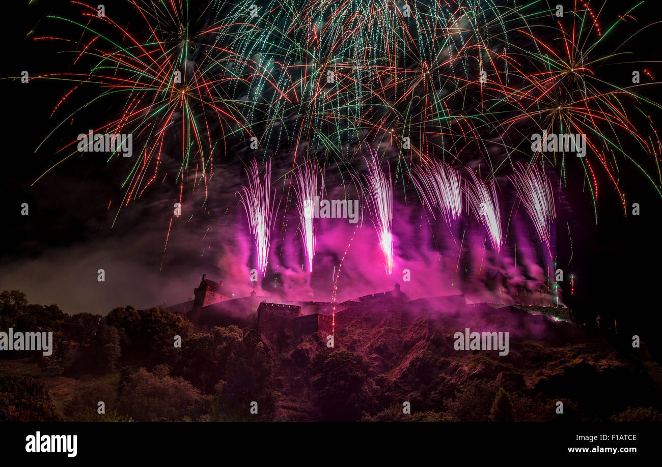 Edinburgh, Scotland, UK. 31st Aug, 2015. The Virgin Money Fireworks ...
