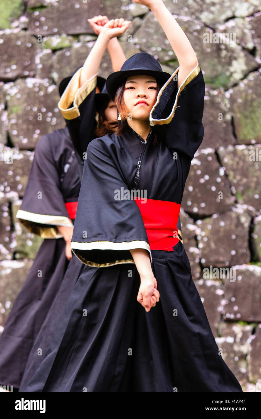 Japanese Yosakoi Dance. Dance troupe, Row of young women wearing black ...