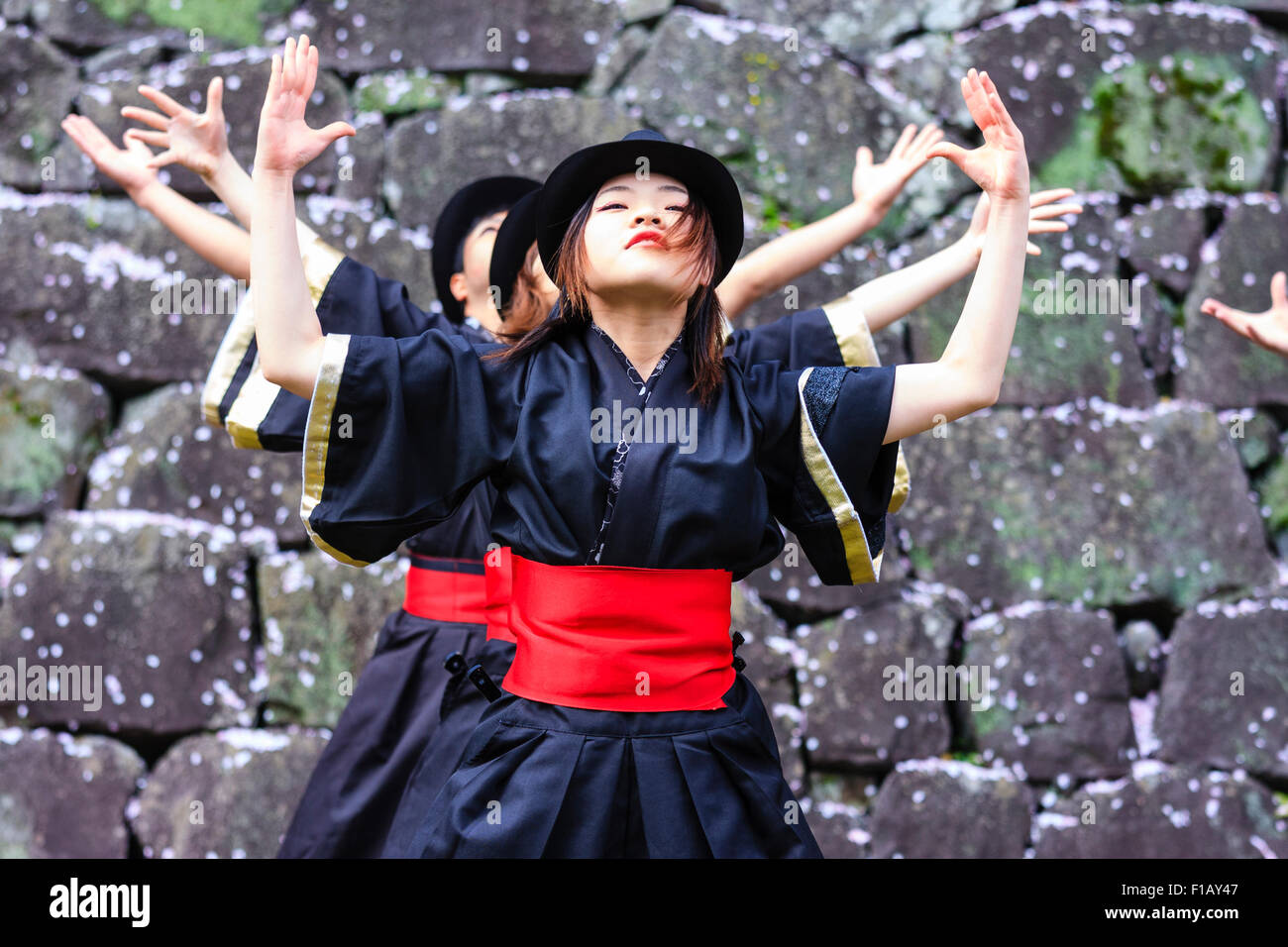 Japanese Yosakoi Dance. Dance troupe, Row of young women wearing black ...