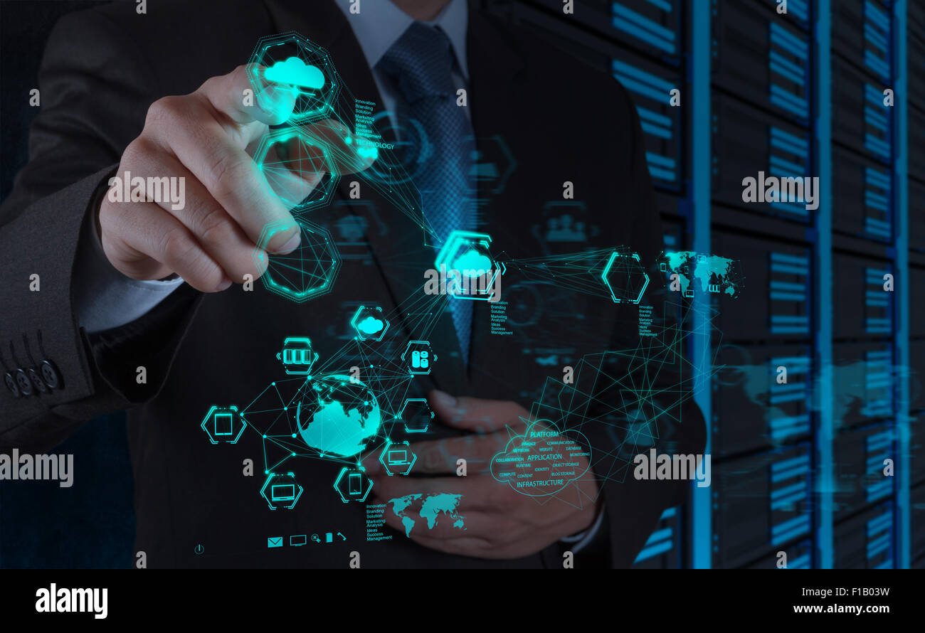 Businessman hand working with a Cloud Computing diagram on the new ...