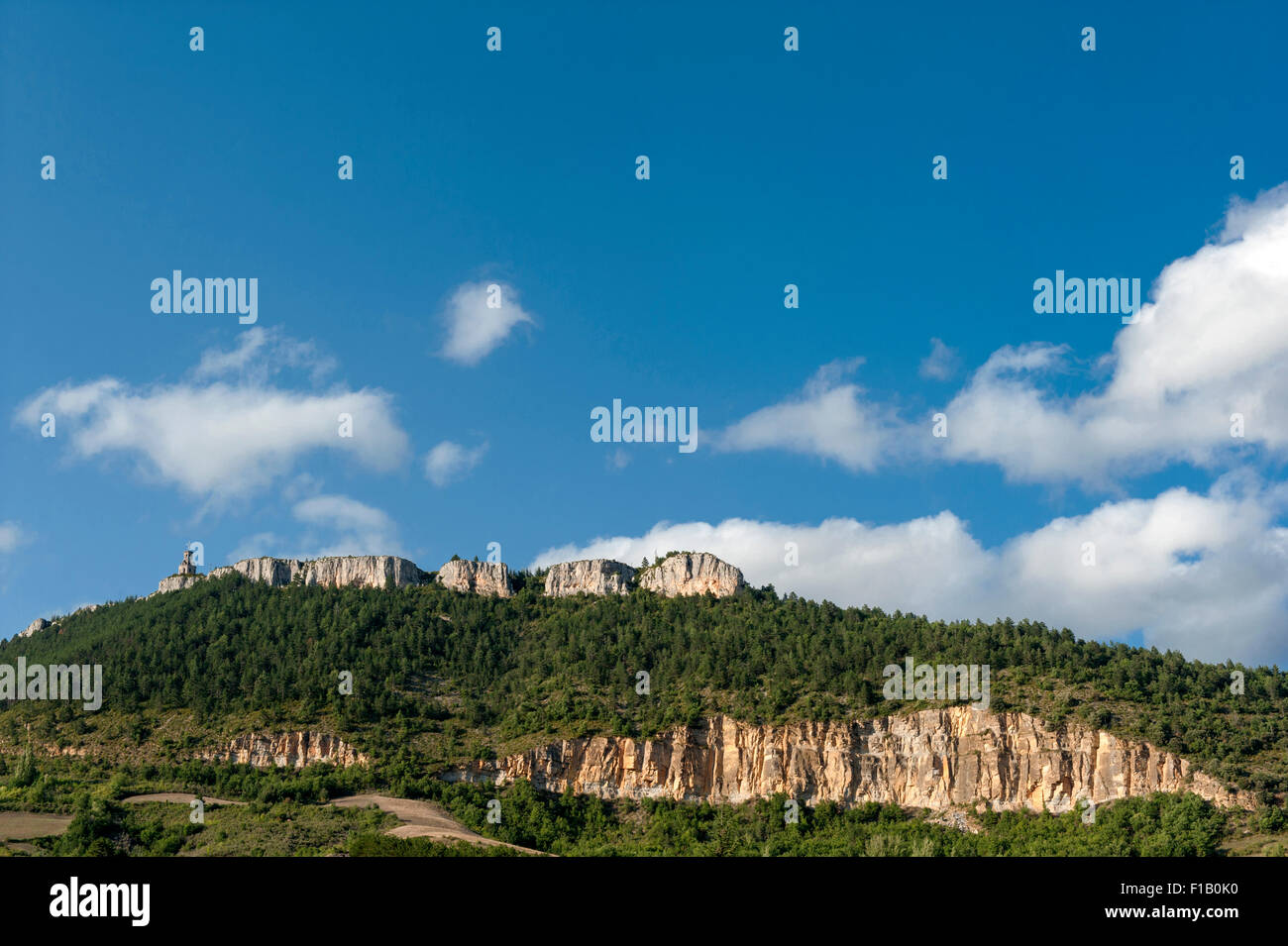 Early morning light illuminating the steep Karst cliffs of the Gorges ...