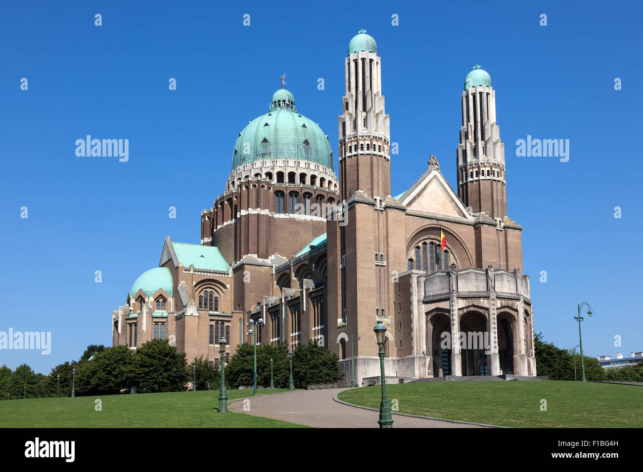 Basilica koekelberg in brussels hi-res stock photography and images - Alamy