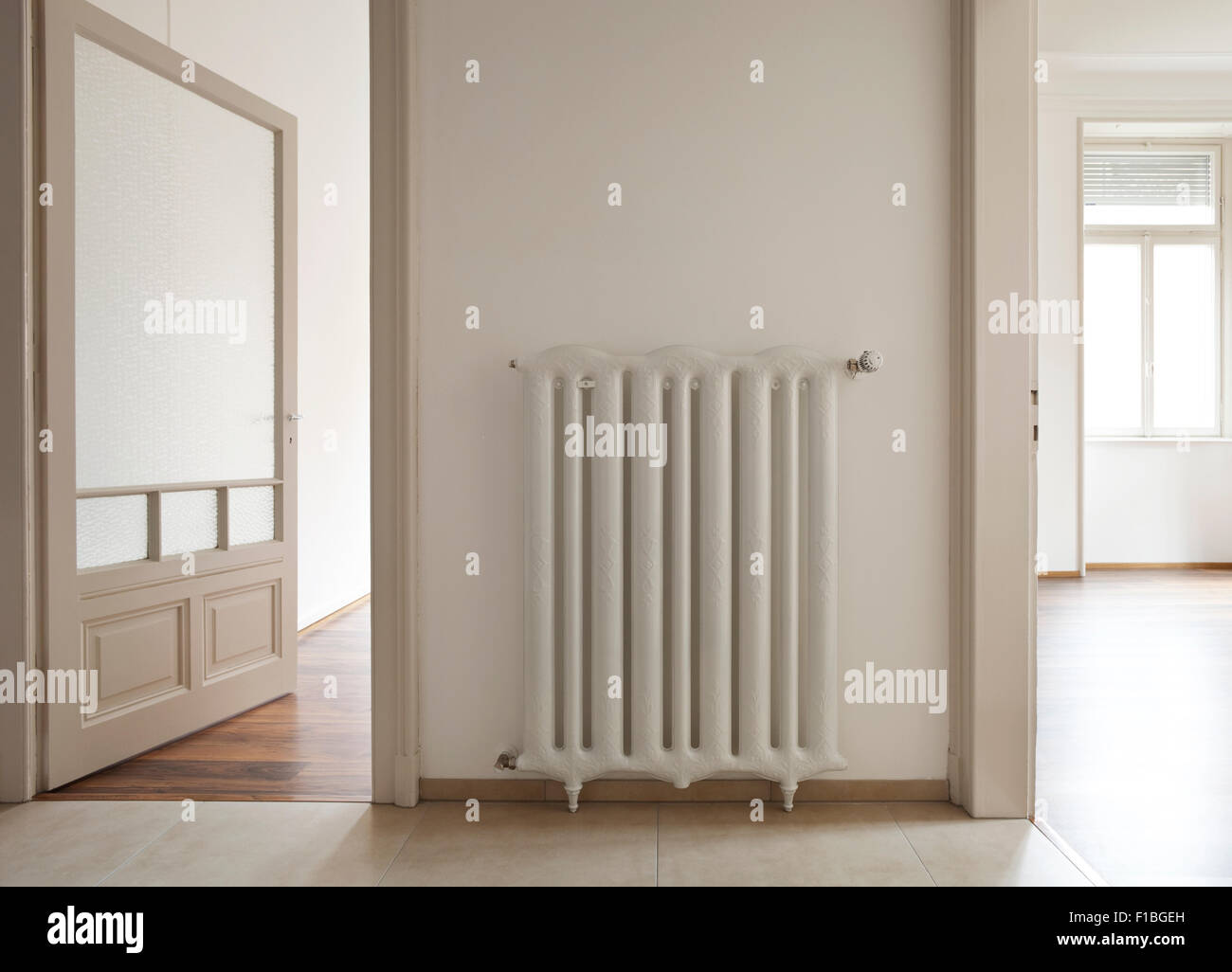 empty apartment interior Stock Photo - Alamy