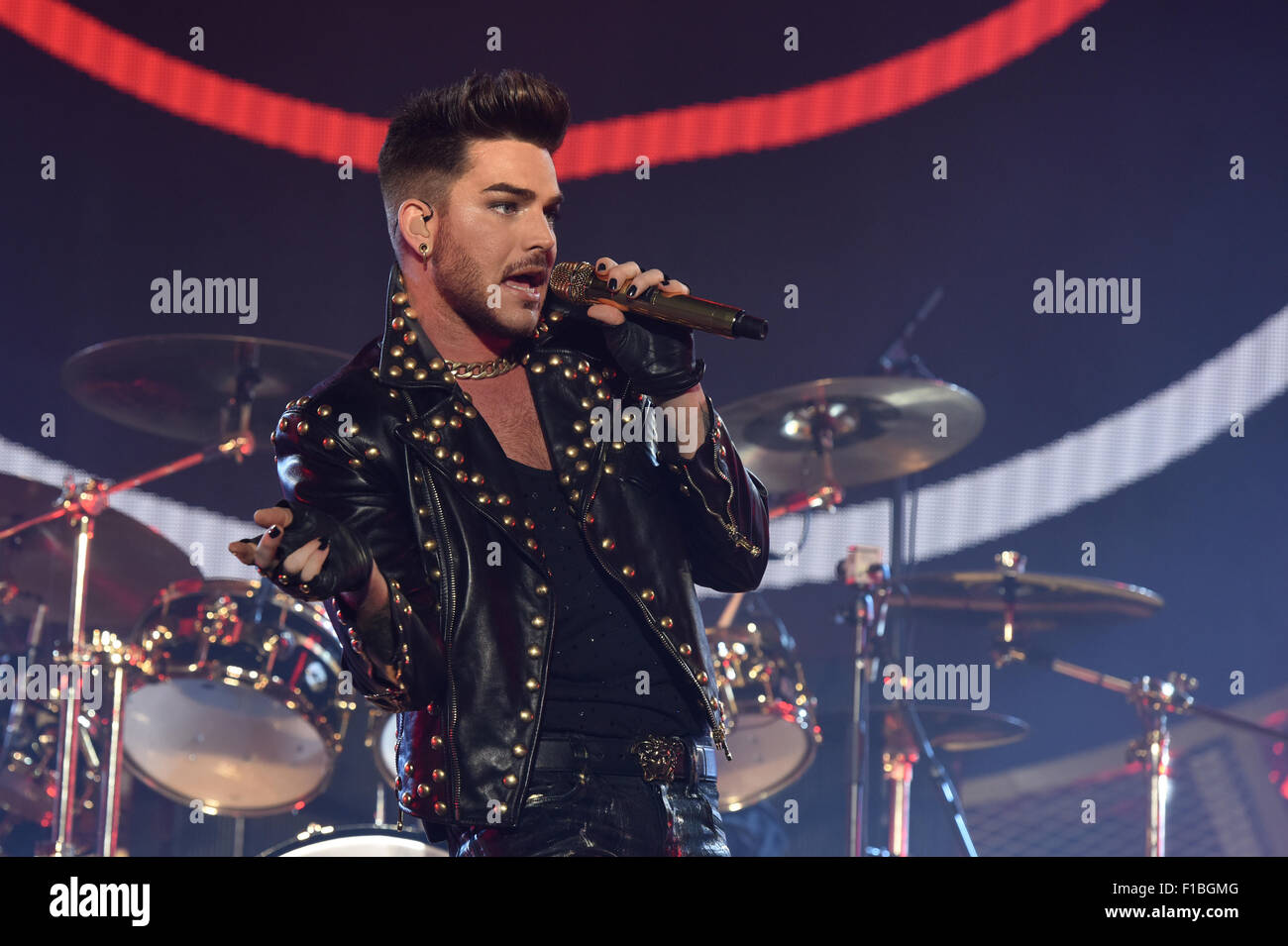 Adam singer hi-res stock photography and images - Alamy