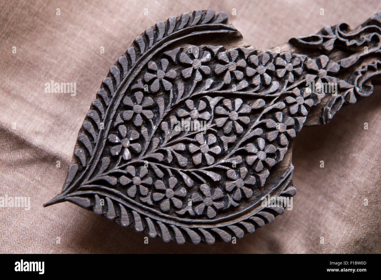 India, Jammu & Kashmir, Srinagar, pashmina embroidery pattern carved ...