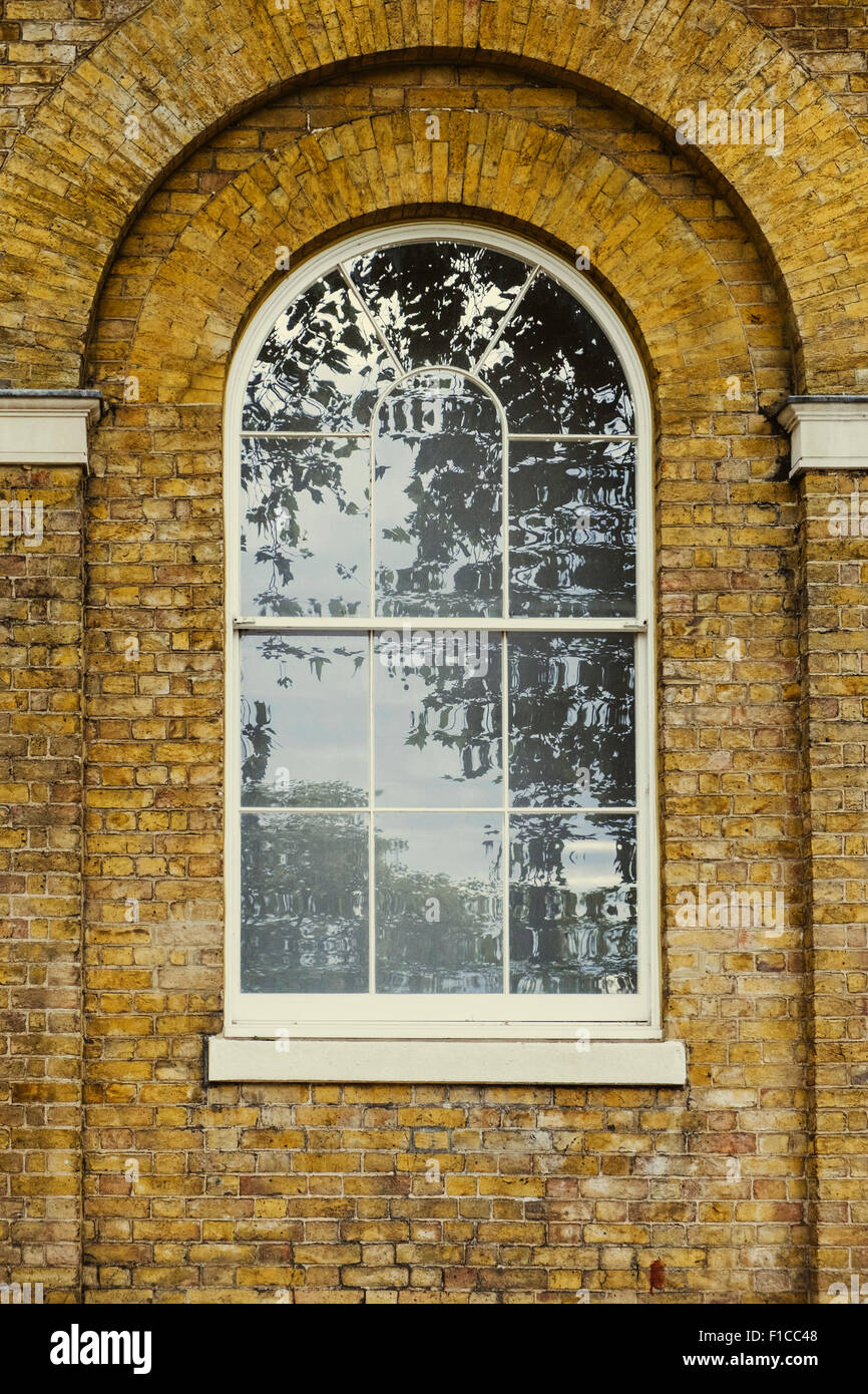 Arched window Saatchi Gallery, formerly Duke of York's barracks ...