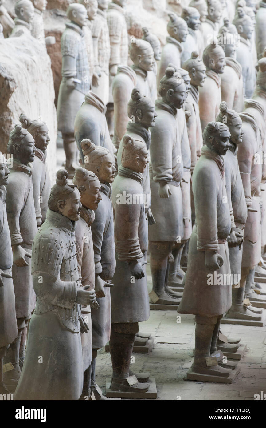 Terracotta warriors depicting the armies of Qin Shi Huang, the first ...