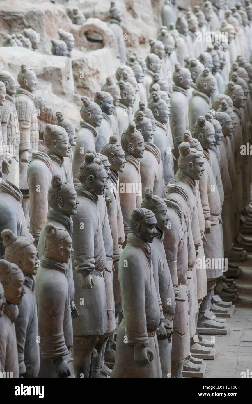Terracotta warriors depicting the armies of Qin Shi Huang, the first ...