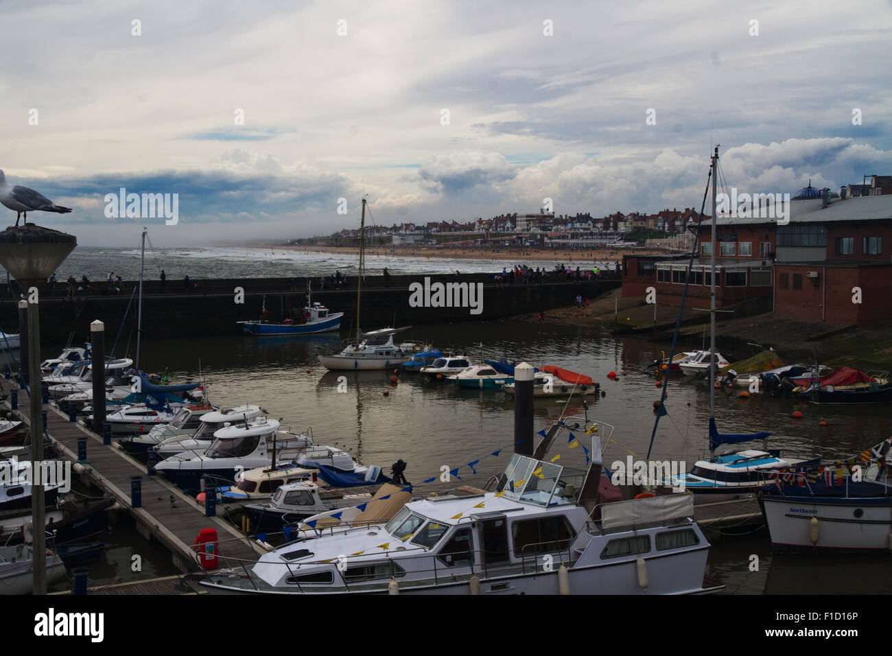 Bridlington south beach hi-res stock photography and images - Alamy
