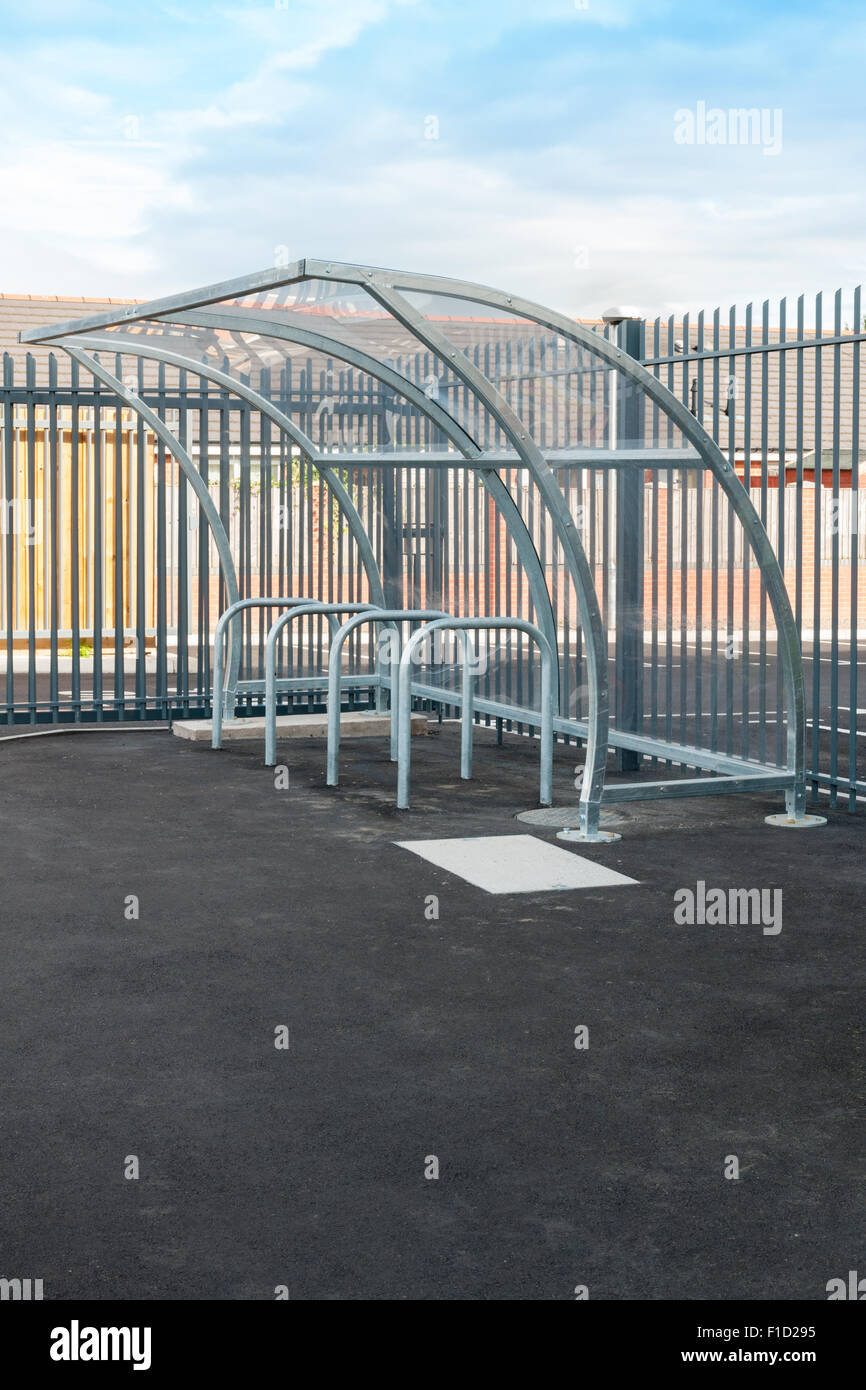 Secure cycle bicycle parking park racks hi-res stock photography and ...
